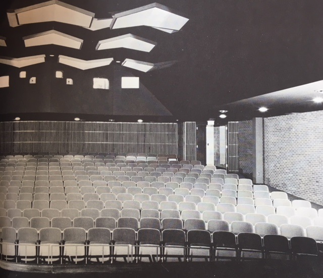 Little Rock Look Back: Arkansas Arts Center produces first play at its ...